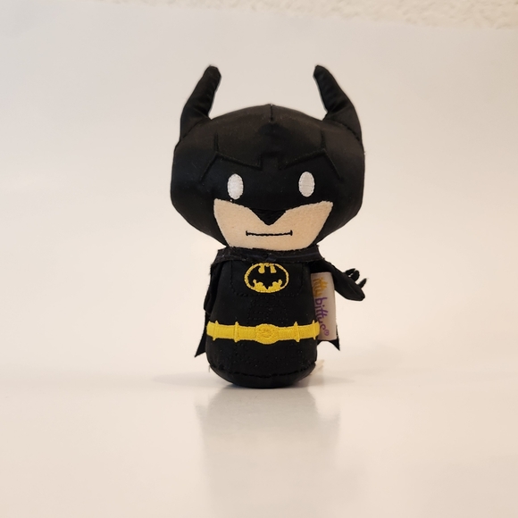 Hallmark | Toys | Hallmark Itty Bittys Dc Comics Batman 29 Plush 4 ...